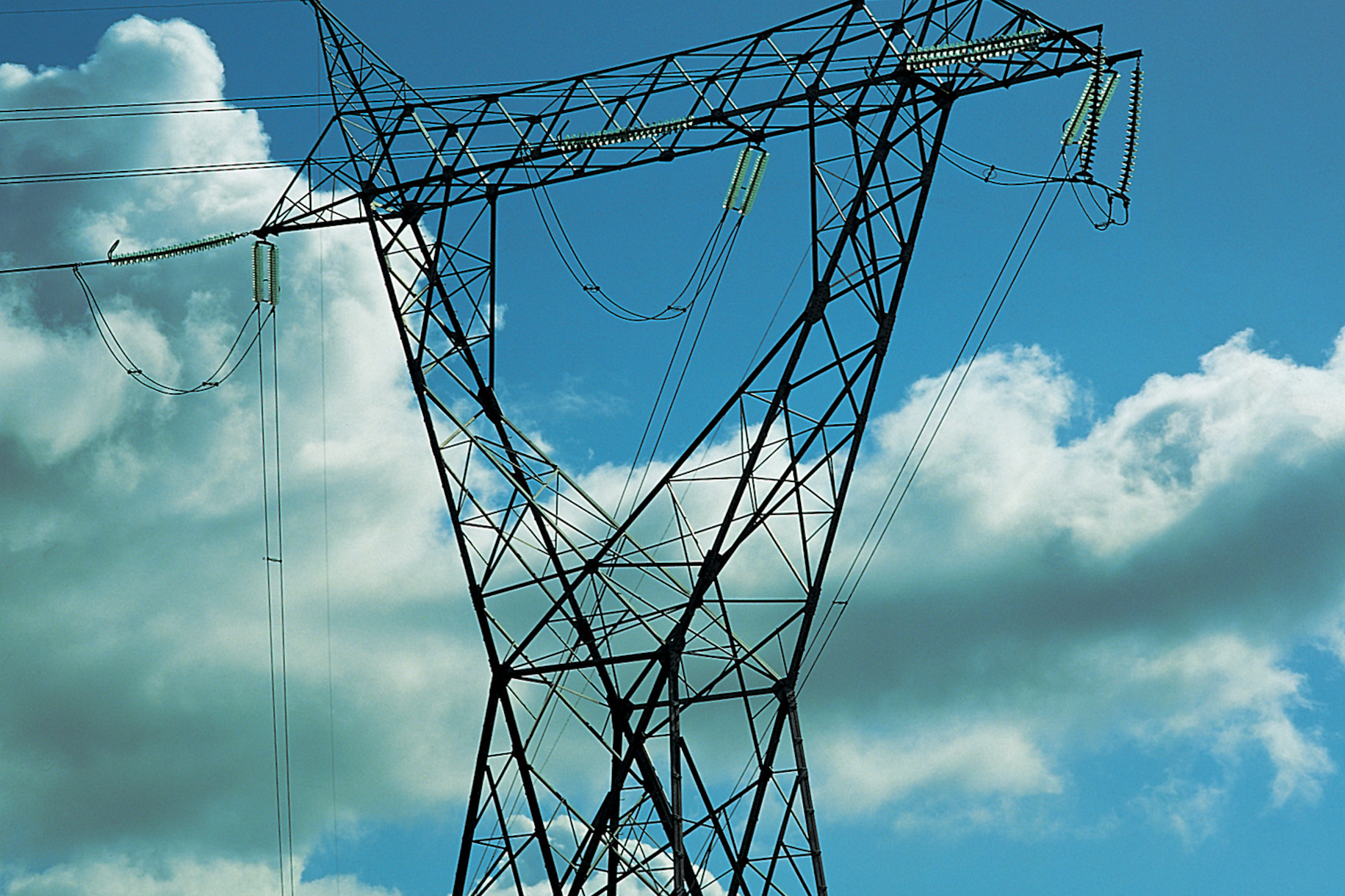 La matriz de Red Eléctrica envía al Gobierno y CNMC una nueva batería ...