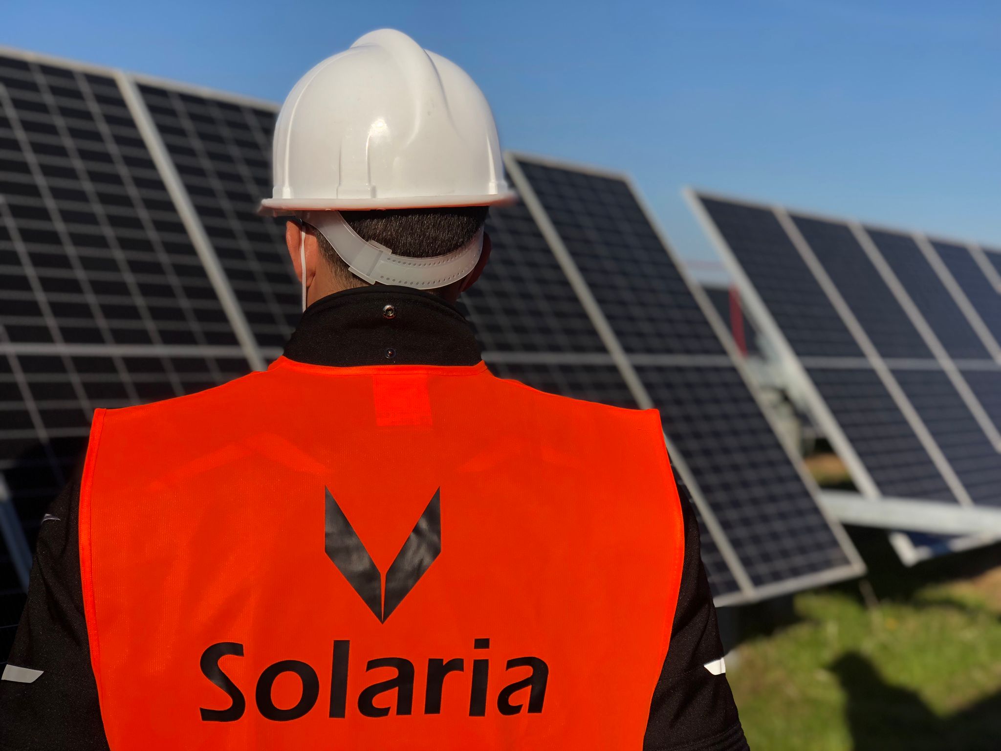 Solaria hibridará proyectos en España e Italia con BESS por 1,4 GW / 5 ...