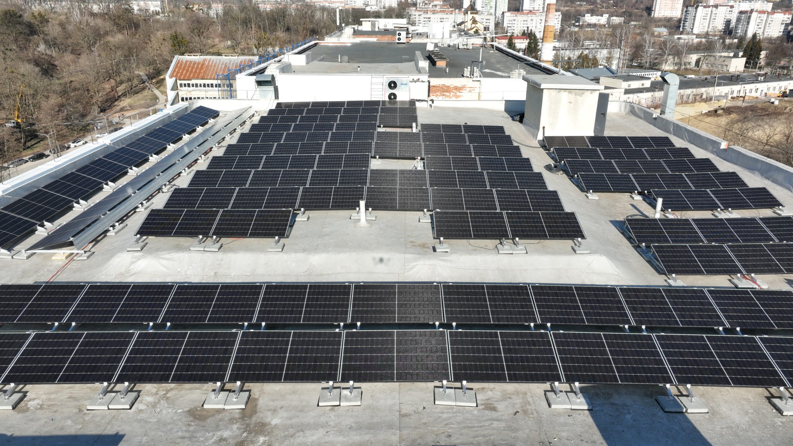 Quintas Energy instala un autoconsumo + BESS en un hospital ucraniano ...